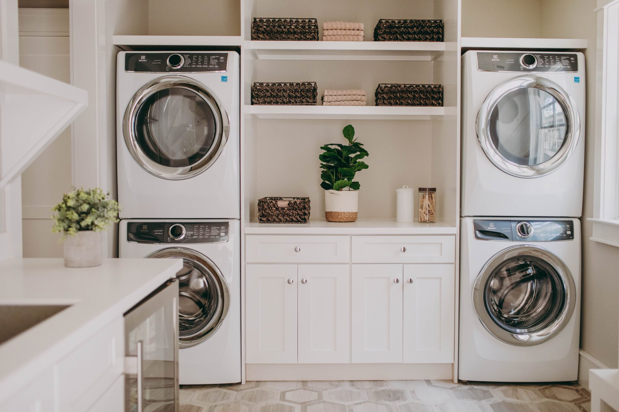 Essentials of a Beach Prep Room – July 2022 - Marnie Custom Homes